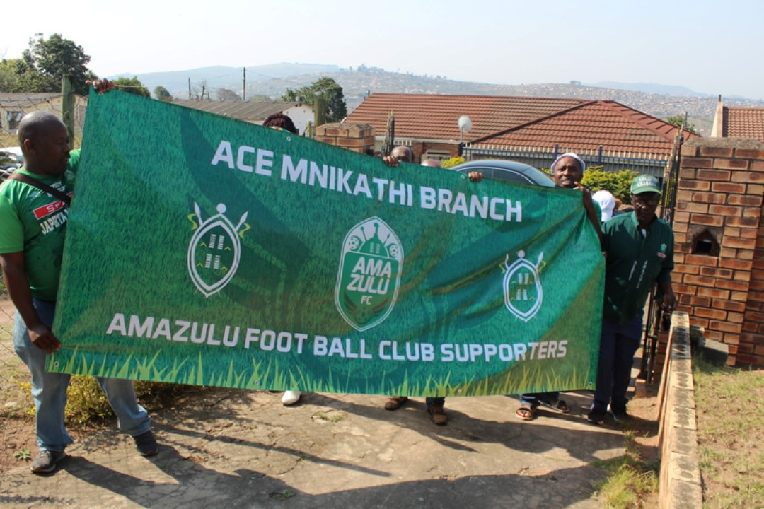 Abalandeli baMaZulu FC baqambe igatsha ngo-Ace Mnikathi | Eyethu News