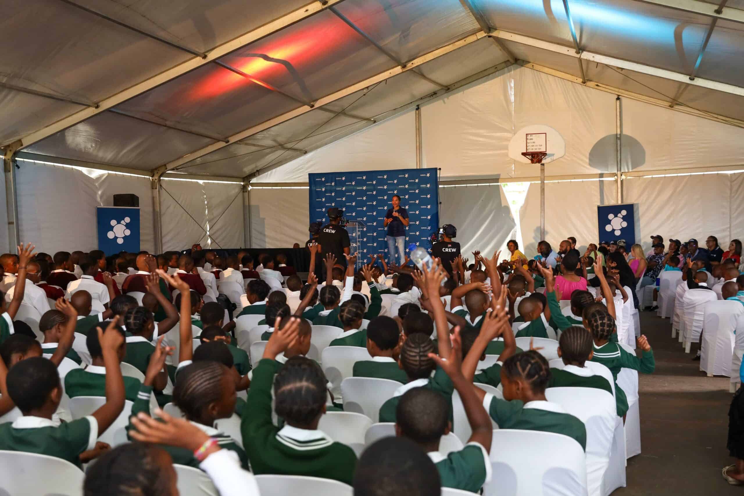 ISekelani Primary ithole uxhaso enkampanini yakwaSasol | Eyethu News